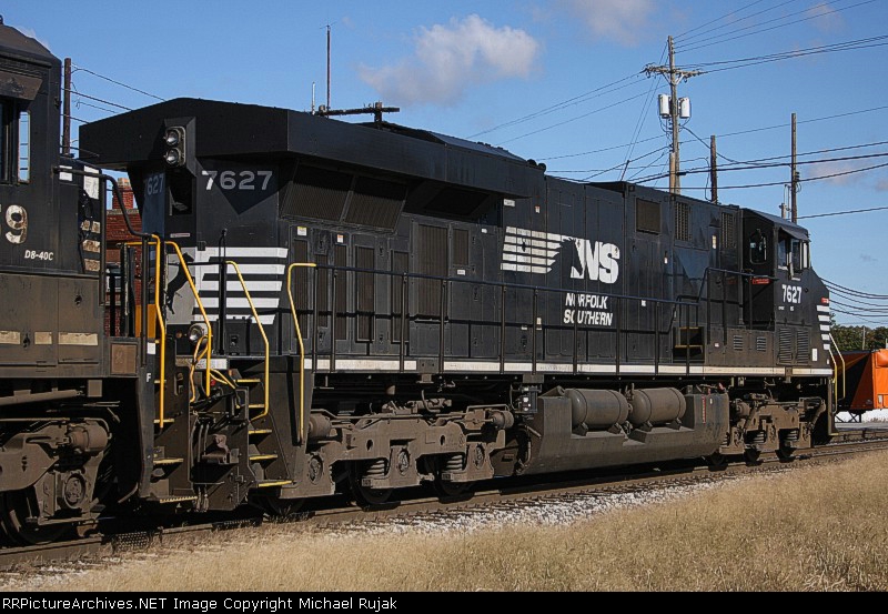 NS 7627